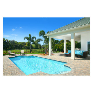 Laurel Cottage - Traditional - Pool - Tampa - by London Bay Homes | Houzz