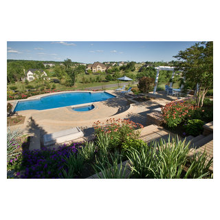 Leesburg Beacon Hill Pool Landscape - Traditional - Pool - DC Metro ...
