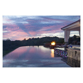 Lightstreams Glass Spa Tile | Black Iridescence and Bronze - Pool - San ...