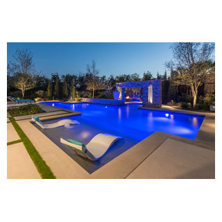 Lost Pines - Transitional - Pool - Dallas - by AquaTerra Outdoors | Houzz