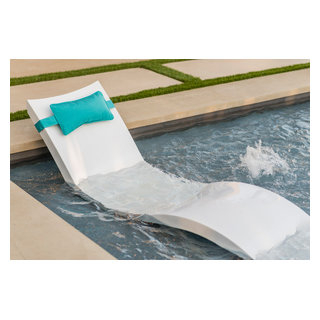 Lost Pines - Transitional - Pool - Dallas - by AquaTerra Outdoors | Houzz