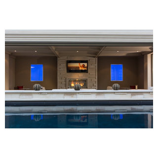 Luxurious Lakeshore Resort - Clásico - Piscina - Toronto - de ...