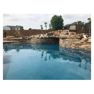 Luxury Missouri Pool - Traditional - Pool - Kansas City - by Swim ...