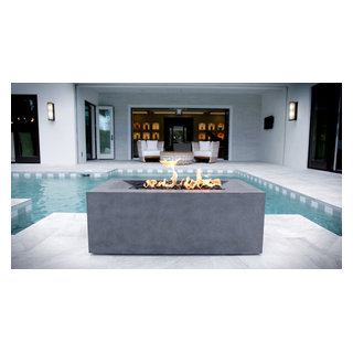 Lyra Fire Bowl - Contemporain - Piscine - San Diego - par Kindred ...