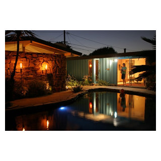 Mid-Century Modern Pool - Midcentury - Pool - Los Angeles - by DEZINE ...
