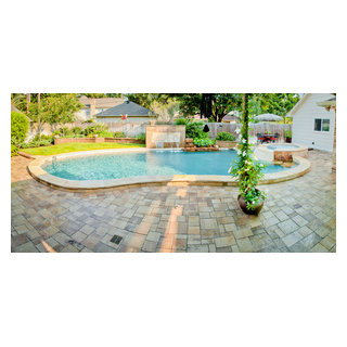 Mirror Lake Designs - Pools - Traditional - Pool - Houston - by Mirror ...