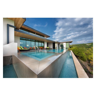 Modern Clean Lines - Modern - Pool - Austin - by Design Ecology | Houzz
