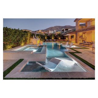 Modern Lines green with Envy - Modern - Pool - Las Vegas - by ...