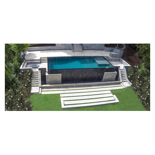 Modern Perimeter Overflow Pool - Contemporary - Swimming Pool & Hot Tub ...