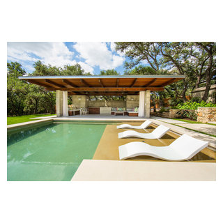 Modern Pool Retreat - Modern - Pool - Austin - by Vernon Wentz | Houzz