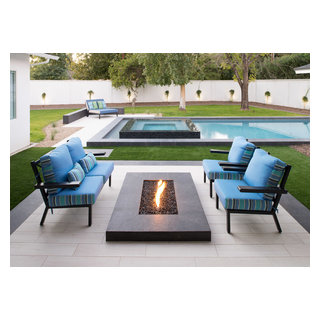 Modern Transitional Lap Pool and Glass Tile Spa - Scottsdale, Arcadia ...