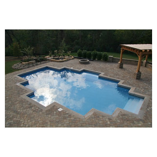 Modified Rectangle Vinyl Liner Pool - Contemporary - Pool - Louisville ...