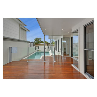 Moffat Beach house - Modern - Pool - Brisbane - by Icon Building Design ...