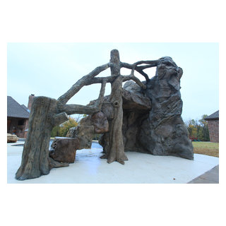 Mustang slide, and water feature - Traditional - Pool - Oklahoma City ...