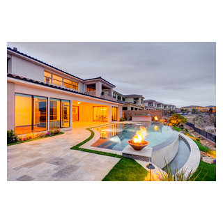 Negative Edge & Perimeter Overflow Pools in Las Vegas, Poolscapes LLC ...