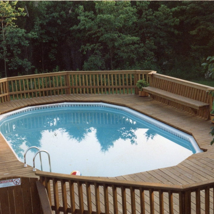 Deck Built In Bench - Photos & Ideas | Houzz