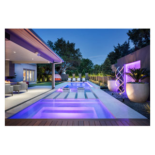 North Dallas Full Property Modern Landscape Design + Pool - Modern ...