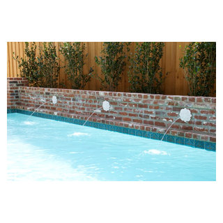 Old Saint Louis Brick Coping - Traditional - Pool - New Orleans - by ...