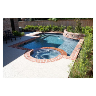 Old Saint Louis Brick Coping - Traditional - Pool - New Orleans - by ...