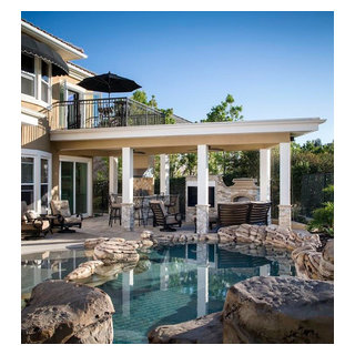 Outdoor living in Cota de CazaOutdoor kitchen & living area. Nature Kast cabine - Exotique ...