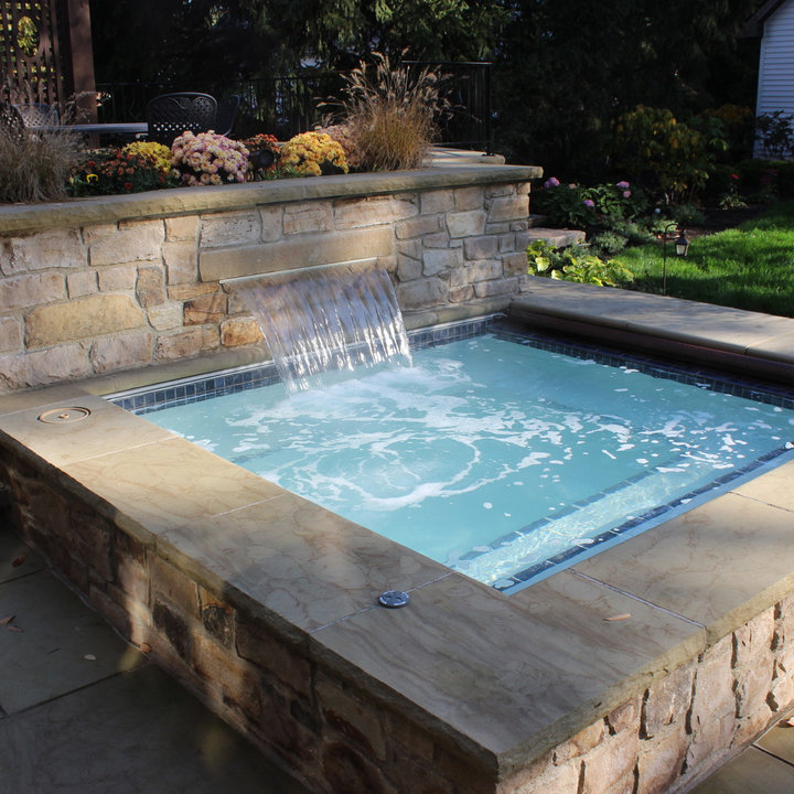 Spool Pool - Photos & Ideas | Houzz