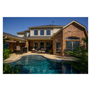 Plummer Family - Tropical - Pool - Houston - by Richard's Total ...