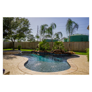 Plummer Family - Tropical - Pool - Houston - by Richard's Total ...