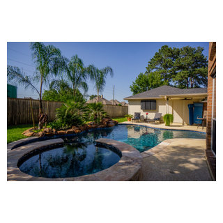 Plummer Family - Tropical - Pool - Houston - by Richard's Total ...