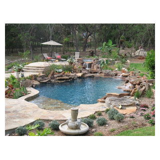 Pool Spa with Moss Rock lining the pool - Contemporary - Pool - Austin ...