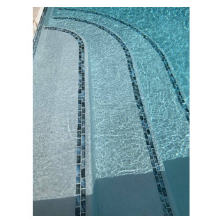Pool Steps with glass tile decoration - Modern - Pool - Birmingham - by ...
