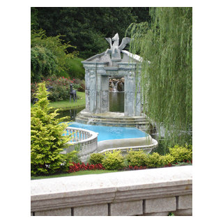 Private Residence - Formal Pool and Fountain Gateway - Mediterranean ...