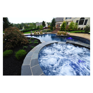 Raised Stone Bond Beam & Raised Spa Pool - Traditional - Pool - New ...