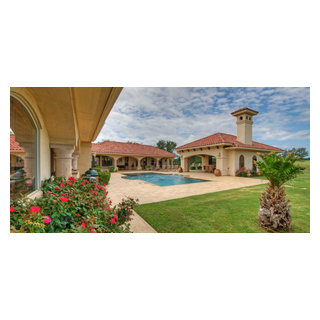 Ranch in Burnet, Texas - Mediterranean - Pool - Austin - by Alberto ...