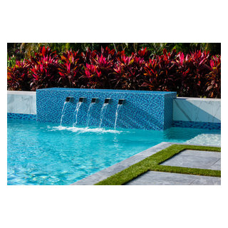Ranch Reinvented - Modern - Pool - Miami - by Knaak Design Group | Houzz