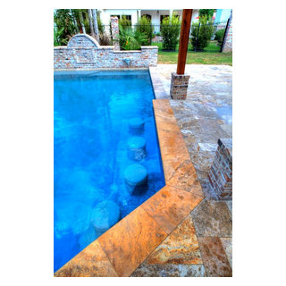 Rectangular Pool 3 - disappearing fountain and pergola - Traditional ...