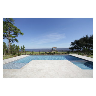 Regatta Bay 3 - Mediterranean - Pool - Miami - by DKM Custom Homes | Houzz