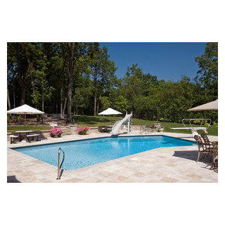 Riverwoods, IL Inground Geometric Swimming Pool - Contemporary - Pool ...