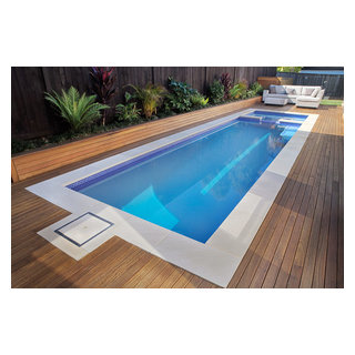 Rouse Hill - Plunge pool - Contemporary - Pool - Sydney - by Crystal ...