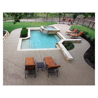 Small Pool Design Award Winner - Traditional - Pool - Austin - by Ocean ...