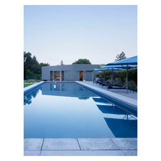 Sonoma Pool House - Modern - Pool - San Francisco - by Schwartz and ...