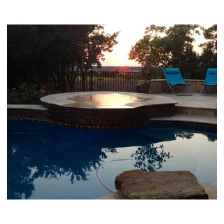 Splash Too - Tropical - Pool - Austin - by Watershaper Pools | Houzz