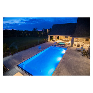 St. Charles Swimming Pool and Hot Tub with Floating Steps - Traditional ...