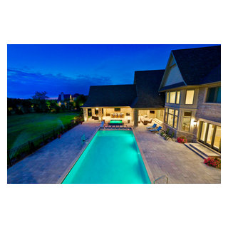 St. Charles Swimming Pool and Hot Tub with Floating Steps - Traditional ...