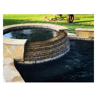 Stacked Stone Spa - Transitional - Pool - Houston - by Stonewall | Houzz