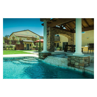 Covered Spa - Mediterranean - Pool - San Diego - by Jesse York ...
