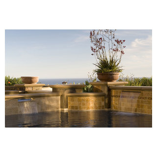 Swan Pools | Swimming Pool Company | Water Feature_Sheer Descent ...