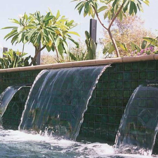 Sheer Descent Water Feature - Photos & Ideas | Houzz