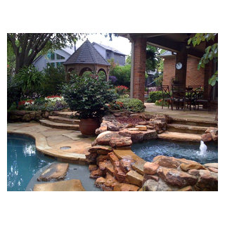 Swimming Pools and Water Features - Traditional - Pool - Dallas - by ...