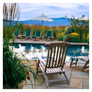 Taber Hill Residence - Contemporary - Pool - Burlington - by Wagner ...