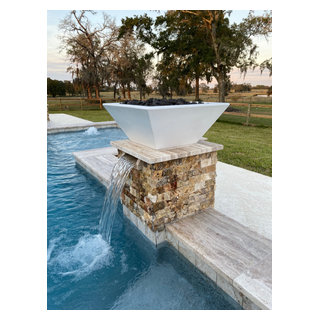 The Crumpler Family Project - Modern - Pool - Houston - by Island Life ...